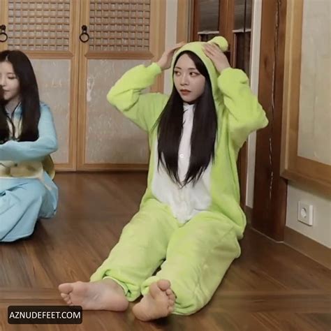 Eunji Hong Feet Aznudefeet Eunji Hong Feet Aznudefeet