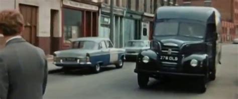 Imcdb Org Ford Zodiac Mkii E In L Oro Di Londra