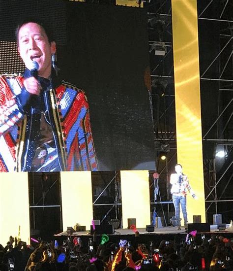 李彩樺現身黎明演唱會，粉絲直呼在一起！ 每日頭條