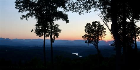 French Broad Sunset Yonder Luxury Vacation Rentals
