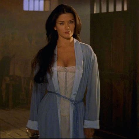 Cinefreak Catherine Zeta Jones In The Mask Of Zorro 1998 Facebook