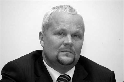 Mūžībā Devies Bijušais Zemkopības Ministrs Vents Balodis Lalv