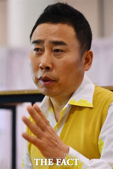Tf기획 연예인 도박④ 연예인 해외원정도박 원조 황기순 직격인터뷰 연예 기사 더팩트
