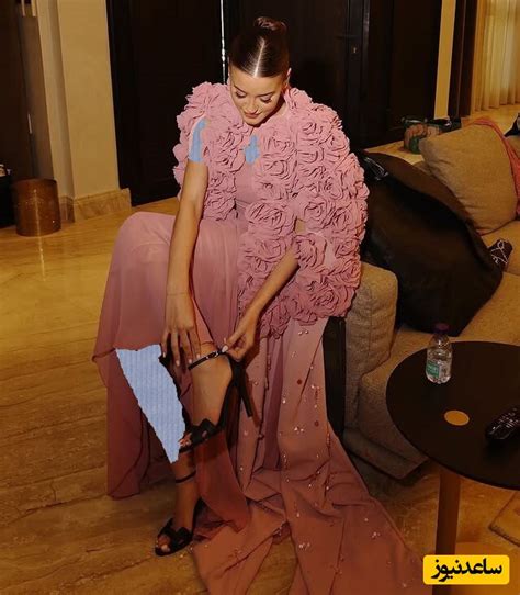 خودنمایی لباس‌های باشکوه گران‌ترین مسابقه‌ی جهان با جایزه‌ی 20 میلیون