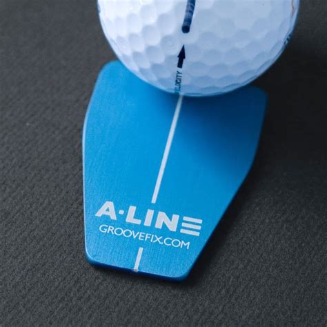 A Line Ball Marker Putt Alignment Aid Bull Shape