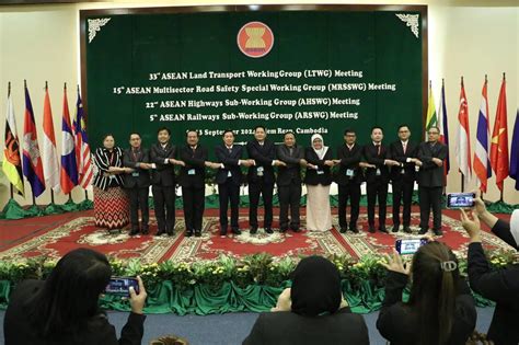 កម្ពុជាធ្វើជាម្ចាស់ផ្ទះ