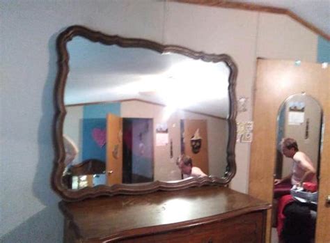 21 Photos De Gens Qui Essaient De Photographier Leur Miroir Pour Le Vendre