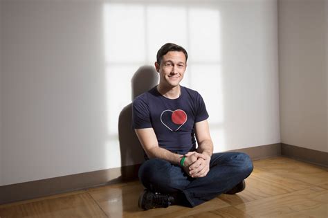Actor Smile 1080p On The Floor Pose 2013 T Shirt Joseph Gordon