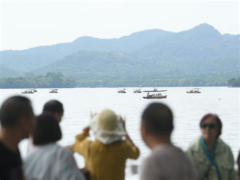 文旅部：假期前七天，国内出游人数754亿人次