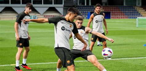 Tres Canteranos De Más De 16 Años Se Entrenan Con El Primer Equipo Del
