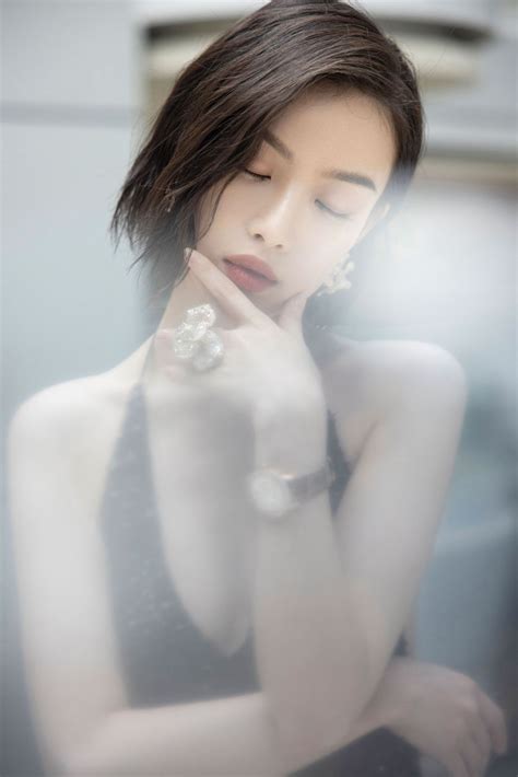 倪妮 高清性感写真 性感照片 倪妮2023最新写真 美女目录网