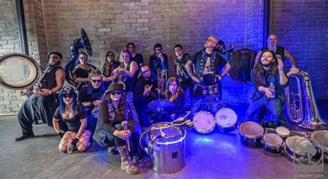 Chaotic Noise Marching Corps Honk