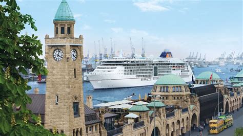 Schwesterntreffen Im Hamburger Hafen EUROPA Und EUROPA 2 Erstmalig