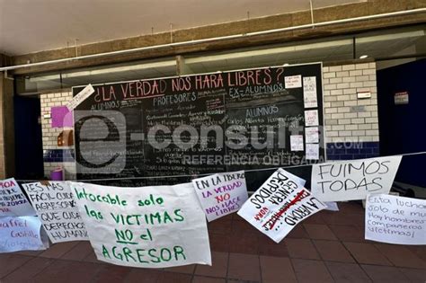 Exhiben En Tendedero A Profesores Alumnos Y Exalumnos De Ibero Puebla