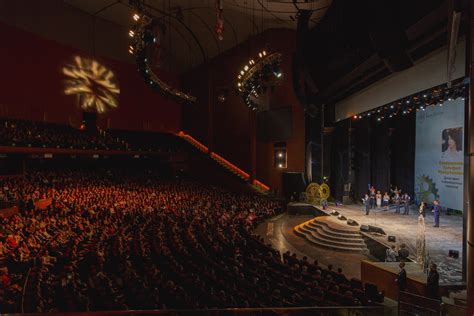 Репортажный фотограф Фотограф на мероприятие в Москве