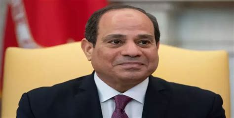 خطاب السيسي اليوم خلال زيارته للصالحية بمناسبة عيد العمال شبابيك