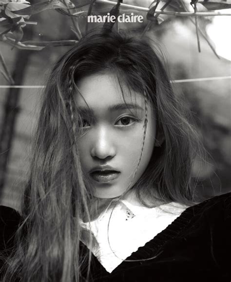 Marie Claire 2022年9月号（korea）【表紙：ジス（blackpink）c】 Magazine Import