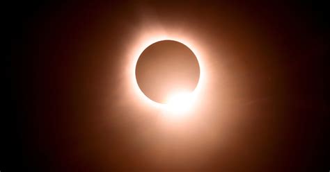 Qué diferencias hay entre los tres tipos de eclipse solar