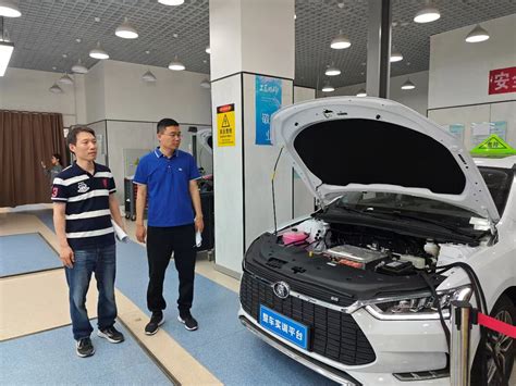 机电工程学院 圆满完成智能新能源汽车1 X职业技能考评工作 郑州旅游职业学院机电工程学院