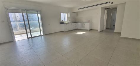 דירה להשכרה 4 חדרים בעיר הימים אשקלון הקונכייה 4400 שח אשדוד