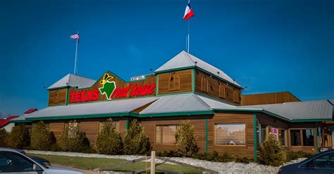 Heres Where To Find The Biggest Texas Roadhouse In The World