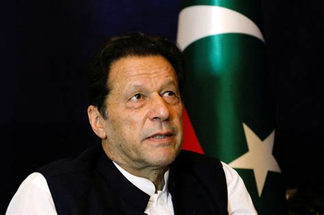 Pakistans Election Body Issues Arrest Warrant Against Ex Pm Khan