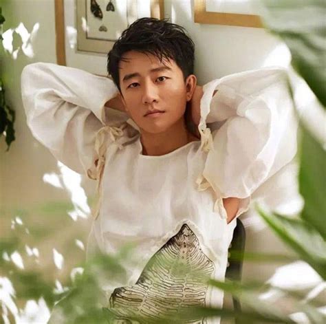 Actor Huang Xuan Poses For Fashion Magazine China Entertainment News