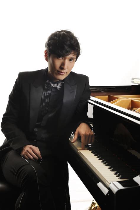 ピアニスト・清塚信也、新ドラマ「コウノドリ」メインテーマも収録の新作ビジュアル初公開 Musicman Net