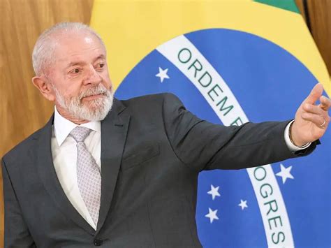 Lula Intensifica Viagens Em Meio à Queda Da Popularidade Do Governo