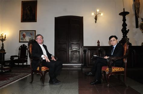 Mons García Cuerva con Jorge Fontevecchia En Camino