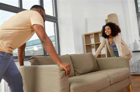 21 Cleaning Hacks Youll Wish You Knew Sooner Budgeting Couple