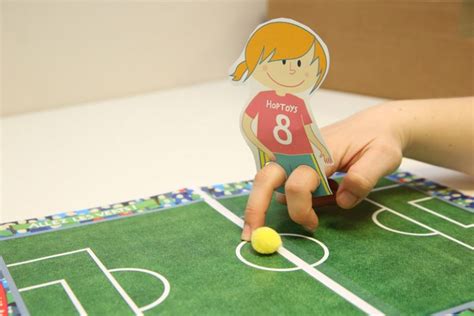 Des jeux pour travailler la motricité fine Blog Hop Toys