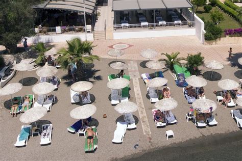 Amos Hotel