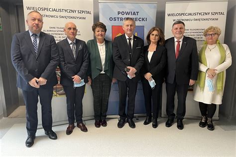 W ostrowieckim szpitalu oddano do użytku nowy tomograf