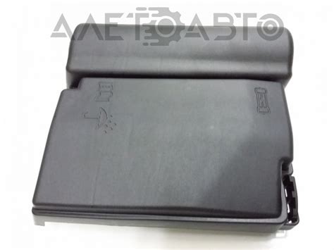 Крышка блока предохранителей подкапотная VW Passat b7 12-15 USA 5C0-937 ...