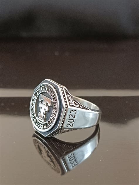 Graduation Tt Ringsignet Ringclass Ringssenior Class Ring