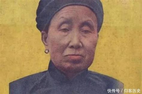 抗日英雄“双枪老太婆”，曾多次痛击日寇，为何解放后会被枪决？