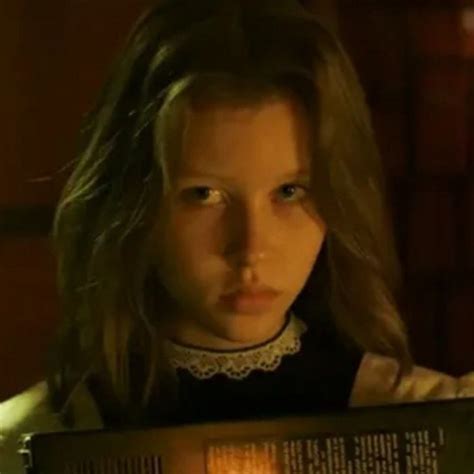 Telegram канал 🍒 ГОЛАЯ АЙГУЛЬ СЛОВО ПАЦАНА КРОВЬ НА АСФАЛЬТЕ — Slivslovopacanaporno — Tgstat