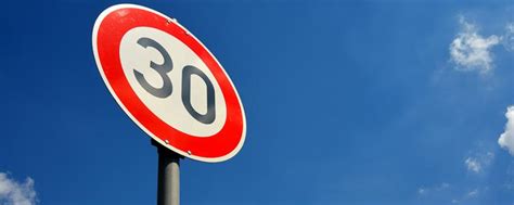 Tempo 30 im Ortsgebiet (?) | KOMMUNAL