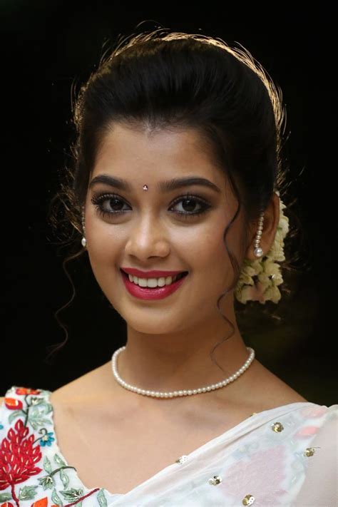 Digangana Suryavanshi Wiki Biography Age Gallery Spouse And More