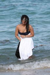 Priyanka Chopra Bikini Candids Miami Beach Florida 05 12 2017