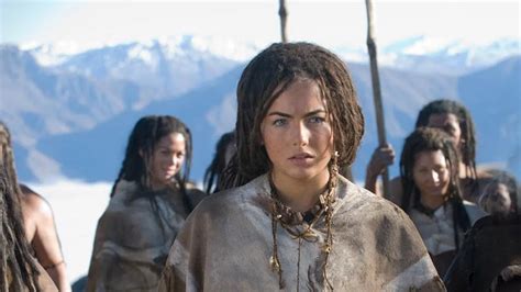 От оцеляване към символика Как древните хора открили нуждата от носенето на дрехи Пътешествия