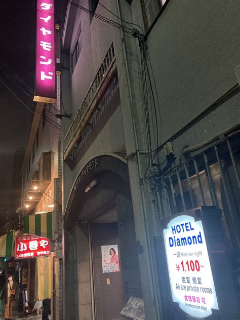 吉田一郎 on Twitter 何十年かぶりで山谷をブラブラ私は大阪へ行くとたいてい釜ヶ崎に泊まるけど山谷の宿代は2倍くらい外国人