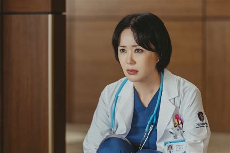 엄정화 “닥터 차정숙 모두의 행복 향한 순수응원” 인터뷰① 전자신문