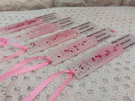 ලෝක කාන්තා දින උත්සව සදහා රෙසිං ලකිි ඔන්ලයින් ගිෆ්ට්