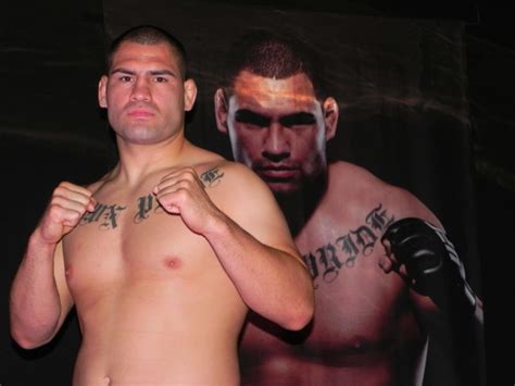 Ícono De La Wwe Reta A Caín Velásquez Unanimo Deportes