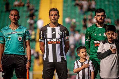 Veja As Prováveis Escalações De Figueirense X Chapecoense Onde