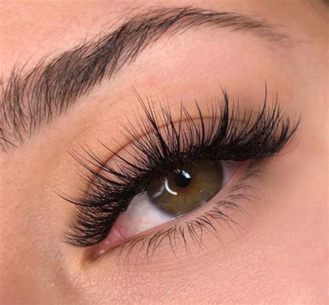 Level Up Beauty With Stunning Doll Eye Lashes Extension