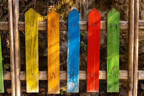 What Color Should My Fence Be Cole Fence Professional Fence Company