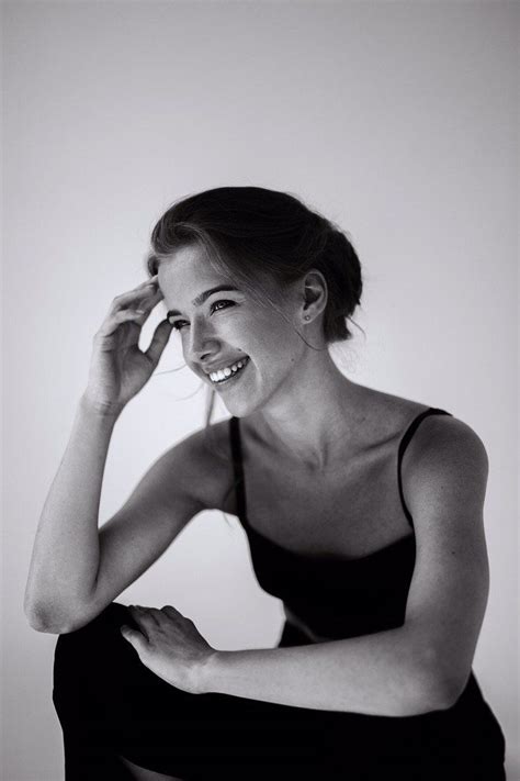 Angelina Jolie In Plot To Capture Violent Warlord Joseph Kony Artofit